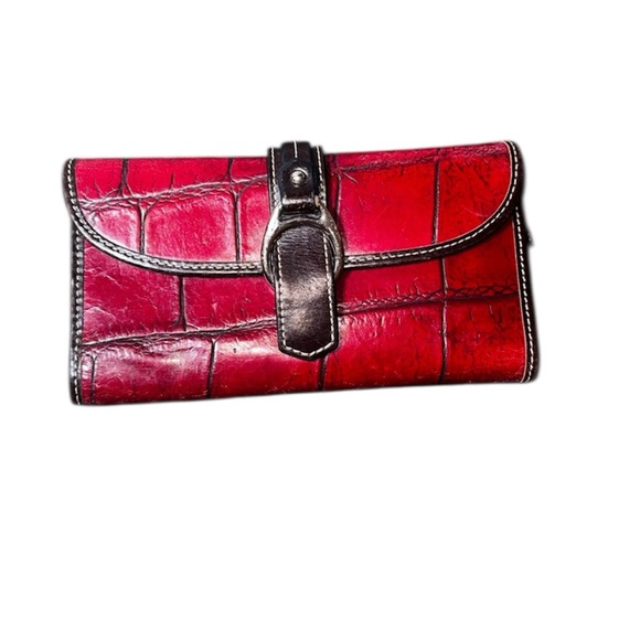 Dooney & Bourke | Bags | Vintage Dooney Bourke Continental Flap Wallet ...